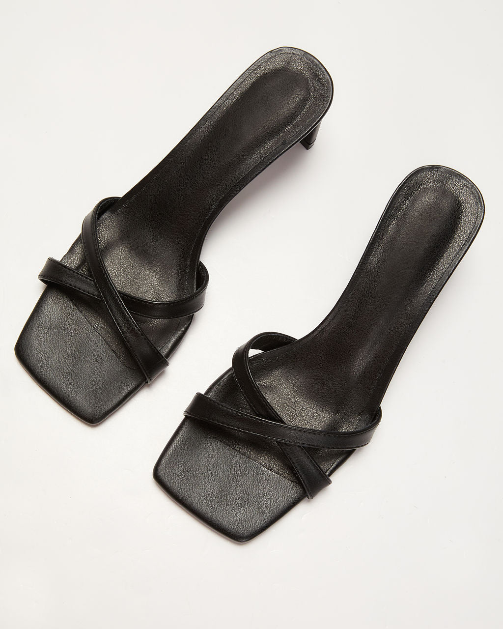 Veronica Minimal Block Heel – VICI