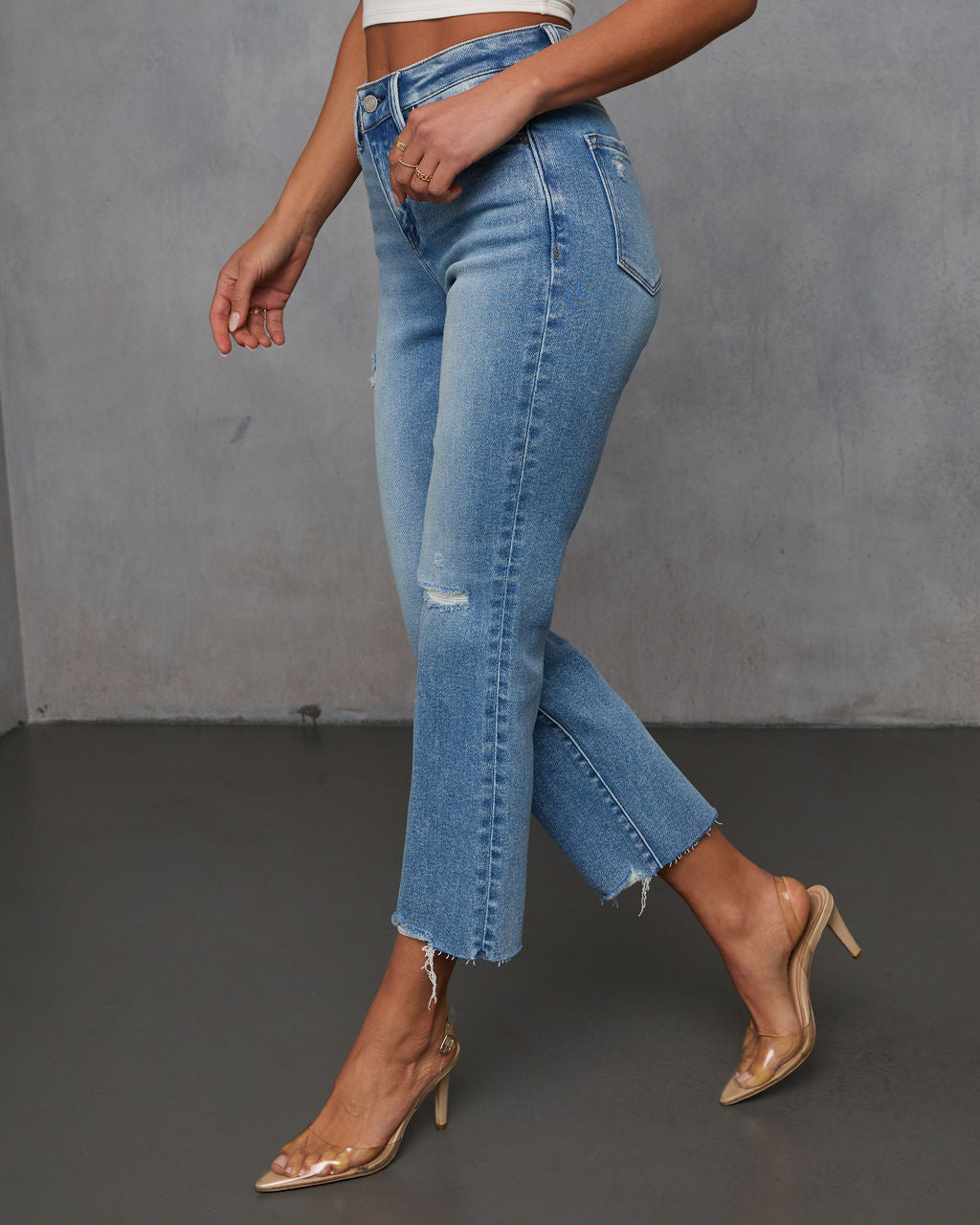 Lara Super Stretch Crop Frayed Hem Jeans – VICI
