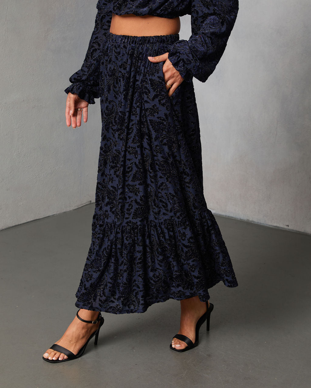 Miriza Flocked Mesh Velvet Midi Skirt – VICI