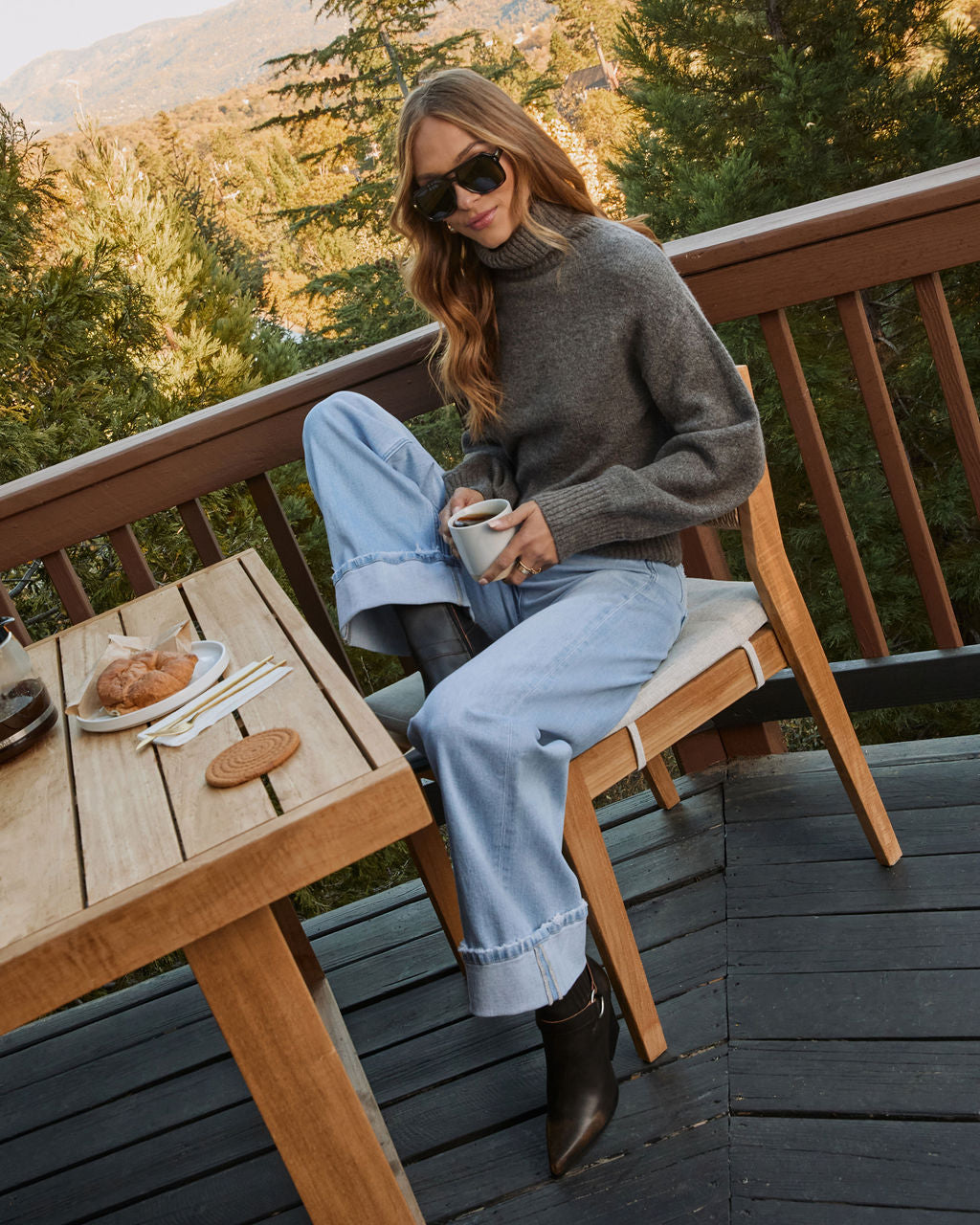 Laylia Distressed Wide Leg Jeans – VICI